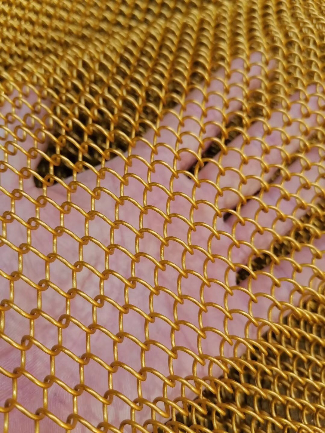 gold color metal wire mesh curtain3 - Ball Chain Curtain, Link Chain ...